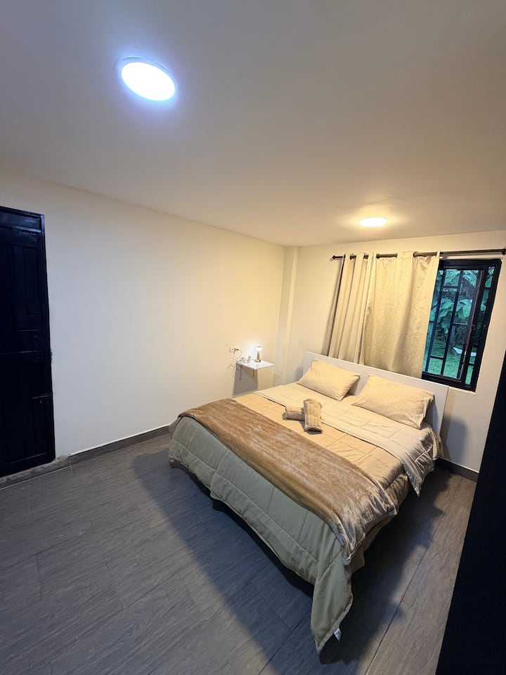 Alojamiento Frente Al Parque Del Café - Montenegro