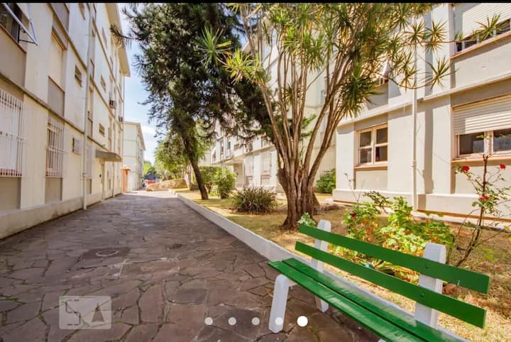 Apto óTima Localização Na Zn Poa. - Porto Alegre