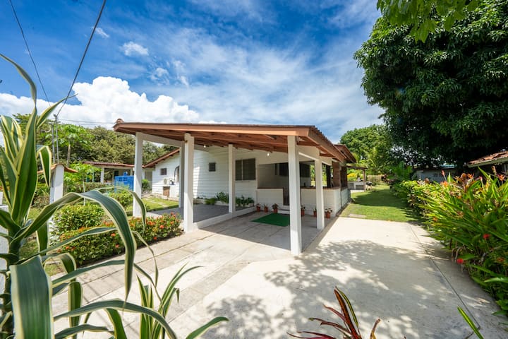 Lush Poolside Bliss-new Listing! - Panama