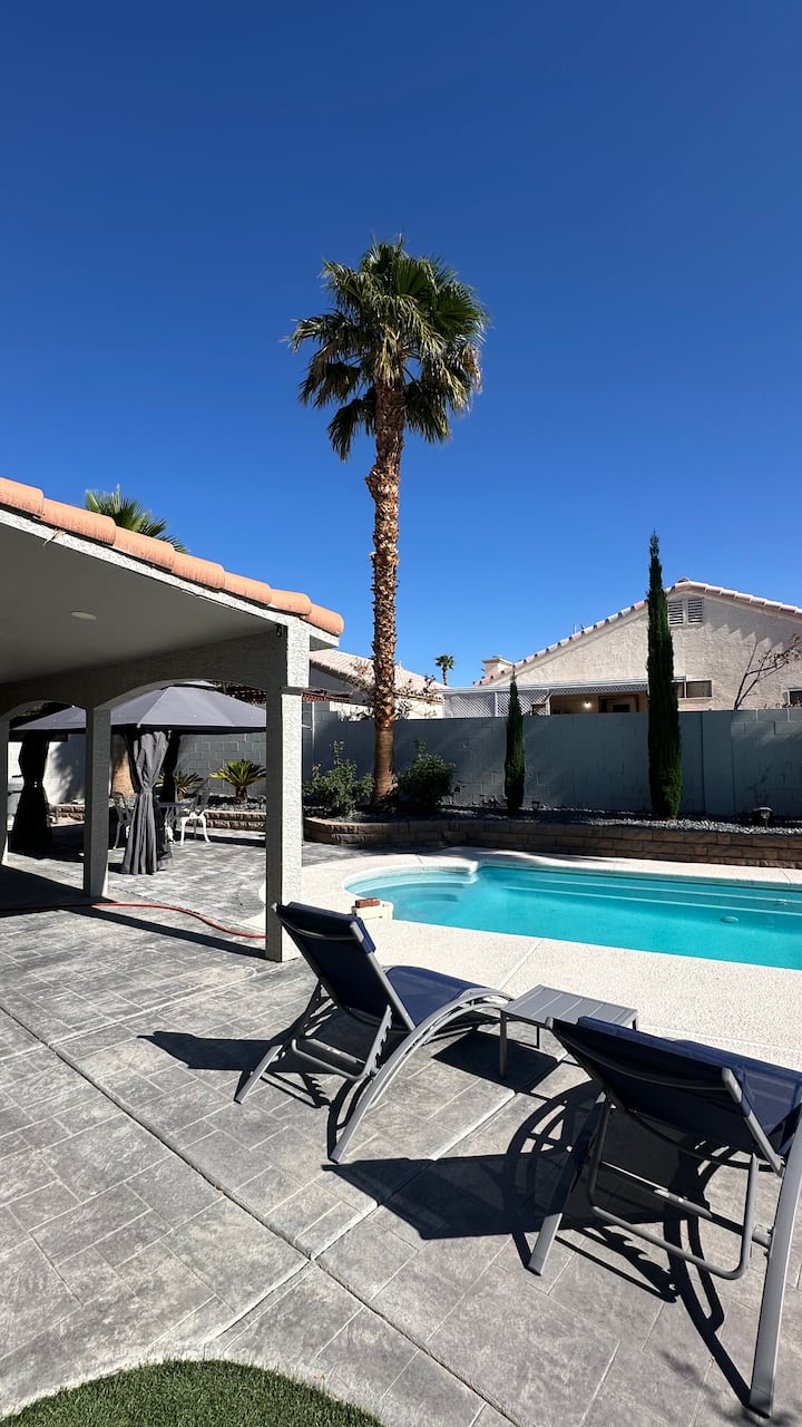 Book Your Summer Weekend ! - North Las Vegas, NV