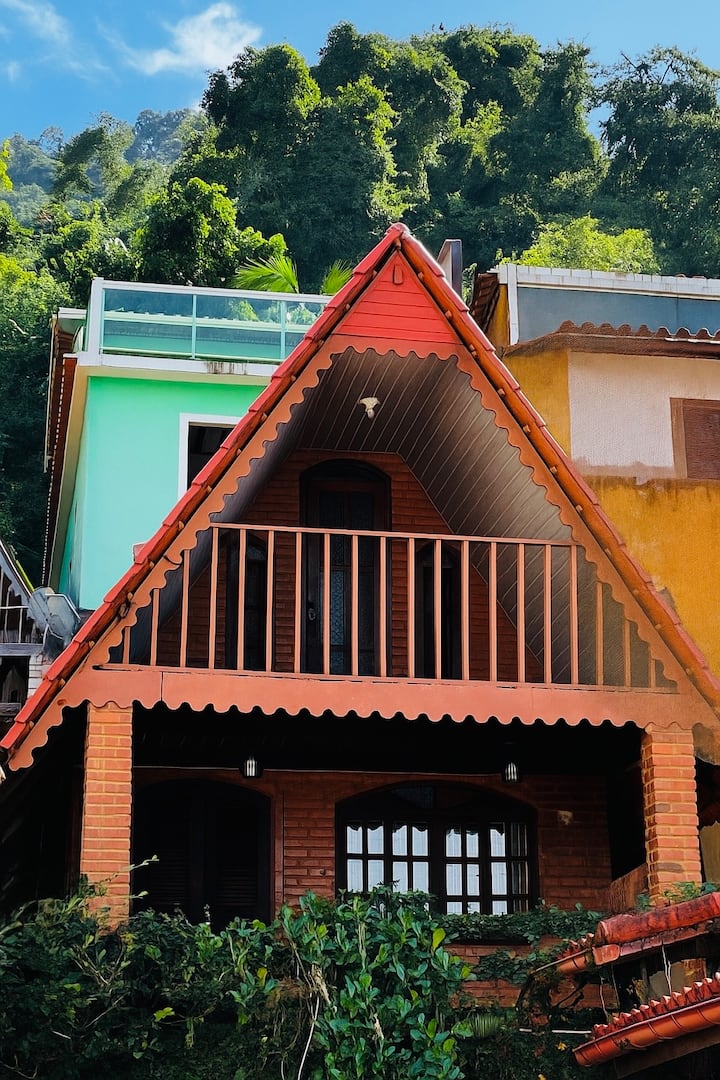 Casa 5 Minutos à Pé Da Praia, Condomínio Fechado! - Angra dos Reis