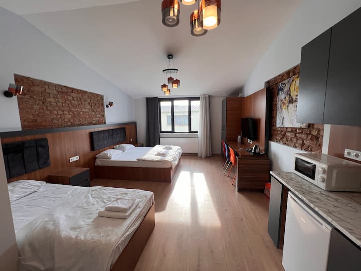 Apartment At The Foot Of Galata 3 - Istanbul