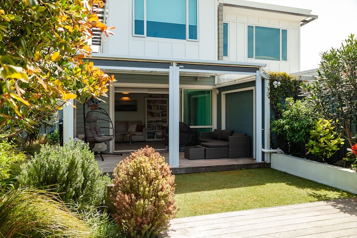 Nest On Nelson - Cosy Hideaway At Petone Beach - Wellington