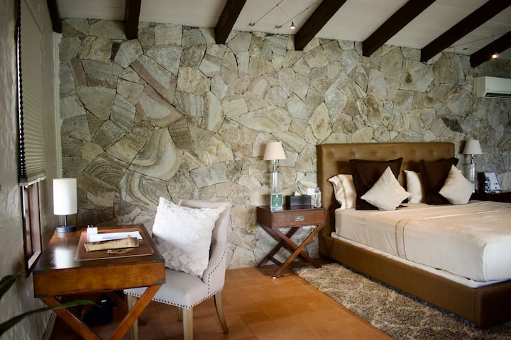 An Ocean View Cottage - Secret Harbour - Granada