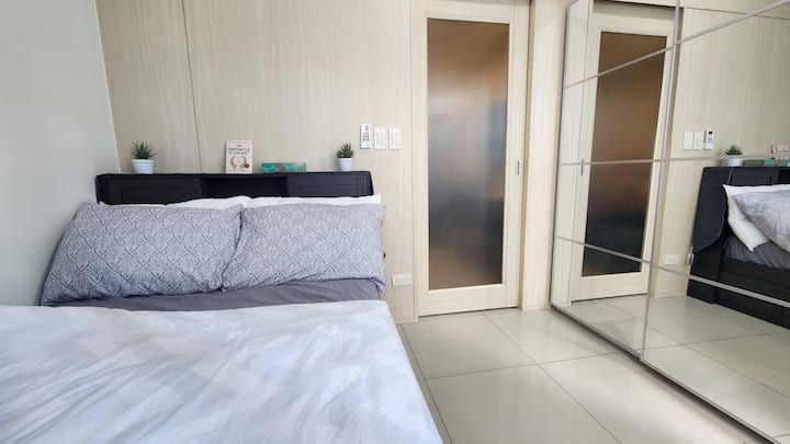 Cozy, Fully Equipped Condo For Long Stays. - Metro Manila