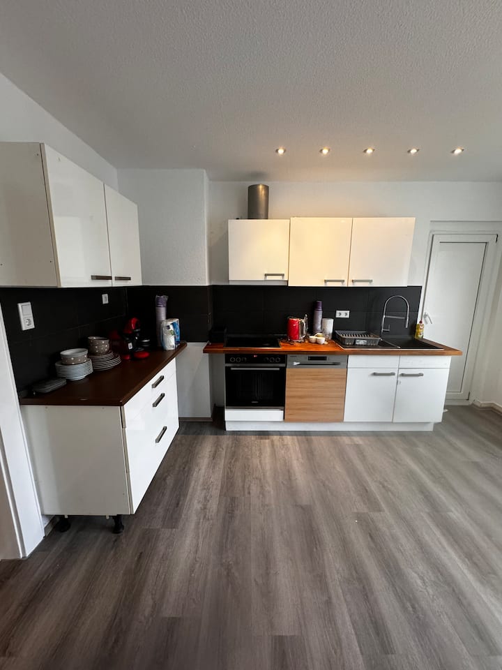 Sıcak, Konforlu Ve Ve Balkonlu Merkezi Daire - Gelsenkirchen