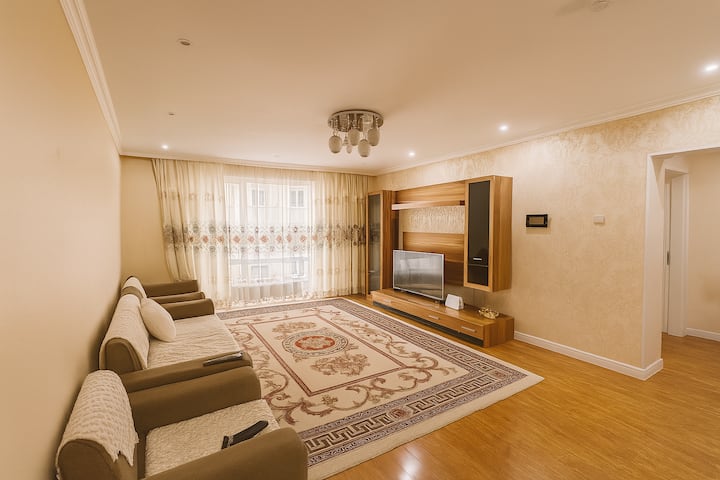 Cozy Apartment At City Center Near Sukhbaatar Sqre - Mongolia