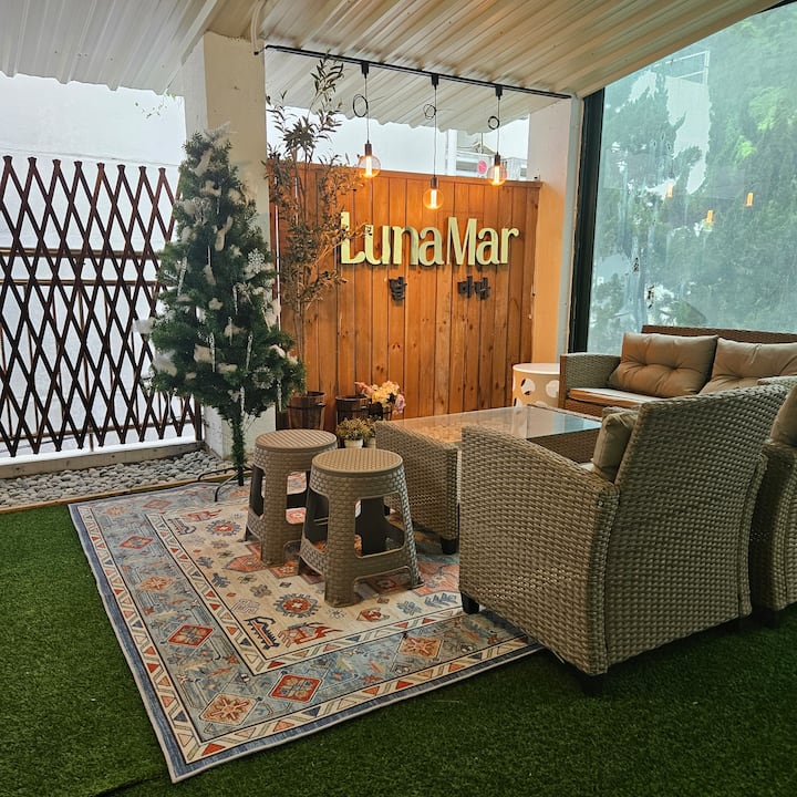 Luna Mar/무료픽업/
3룸/침대5개/ 해운대해변10분/지하철역5분/~10인/단독테라스 - Busan