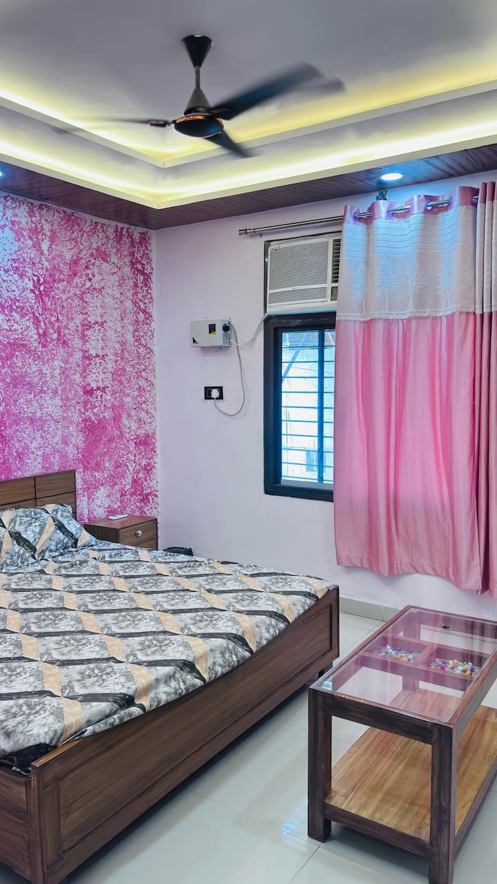 Aadya Homestay (Ac) Parking Available - Ayodhya