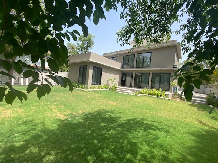 Rajhans - Ahmedabad