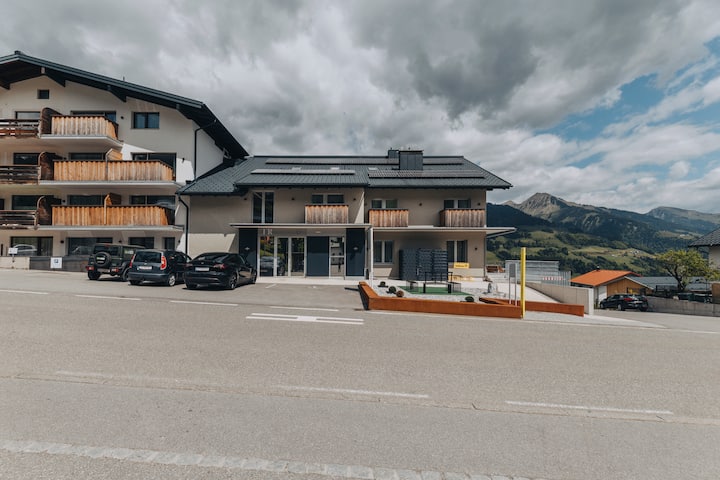 Gästehaus Mit Bar Für 70 Pers. - Faschina