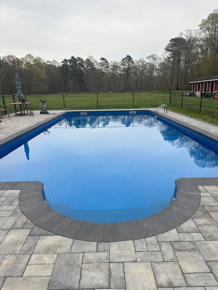 Manorville Healings - Lake Arrowhead, Baiting Hollow