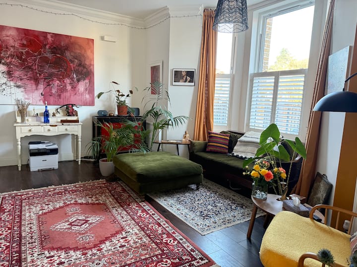 Boutique Art Flat 20 Mins To Central London - London