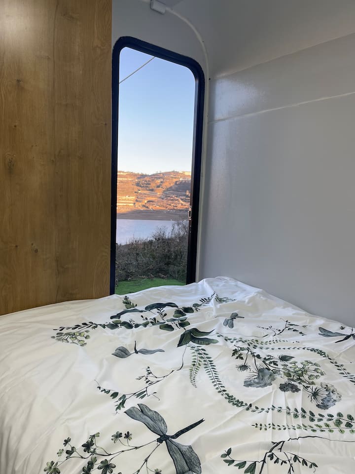 Cosy Caravan At The Lake - 敘利亞