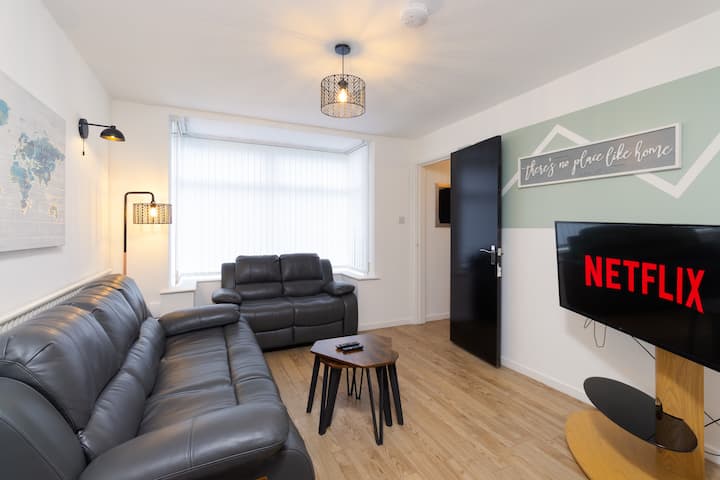 Central 3br Home W/ Driveway Parking & Fast Wifi - Royal Leamington Spa