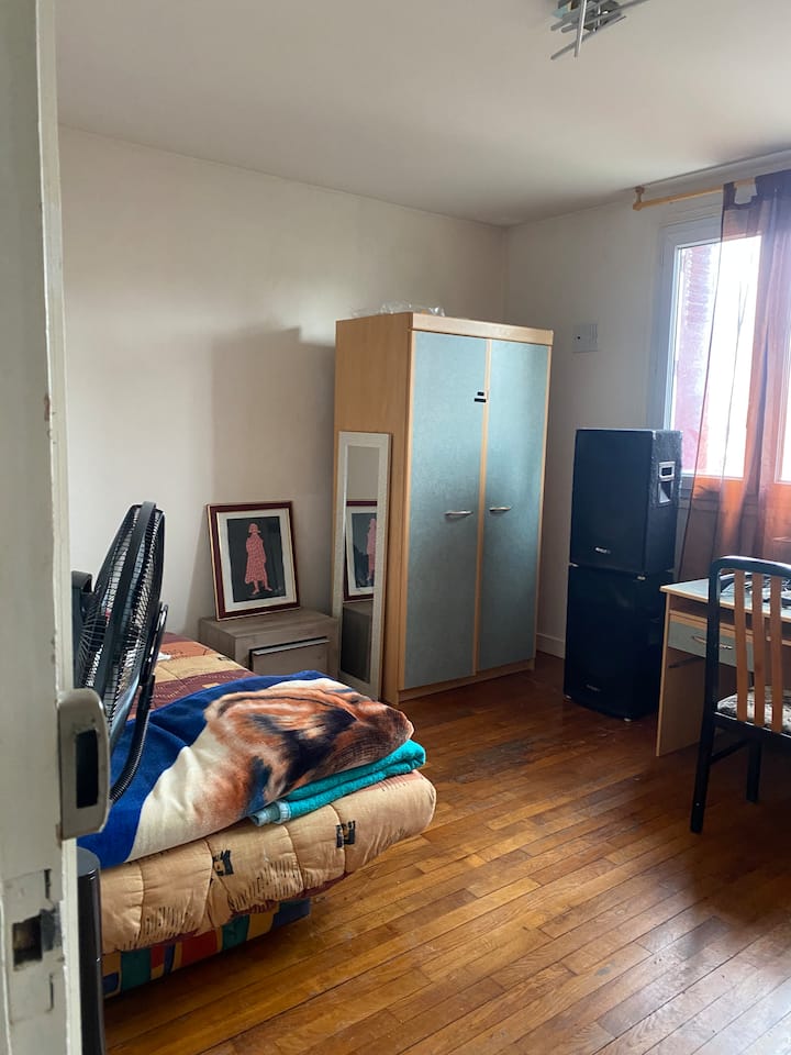 Grande Chambre 30€/nuit(estp/epf)face Bus Paris - Cachan