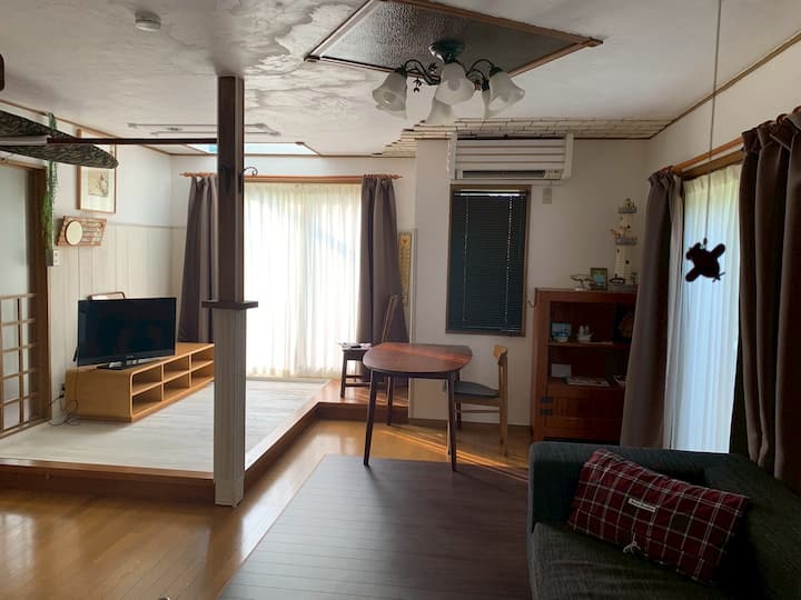 自然に囲まれた静かな住宅街で、便利で快適な鎌倉ステイを。 - Fujisawa