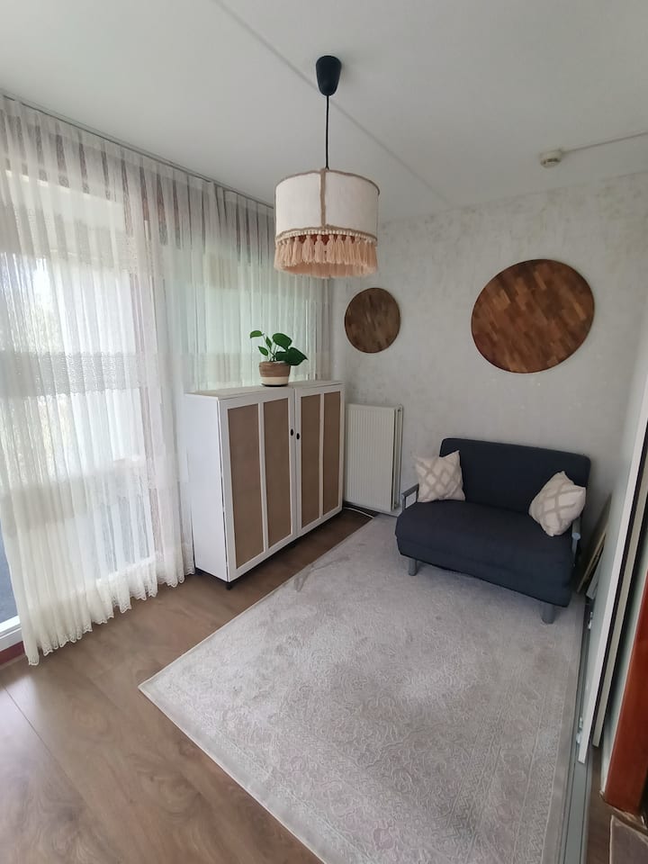 Female Only Cosy Ambiance - Eindhoven