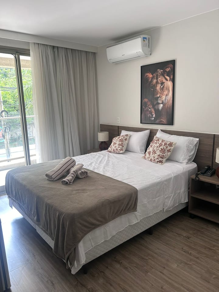Suite One: Wi-fi, Ar & Estacionamento *Top10* - Rio de Janeiro