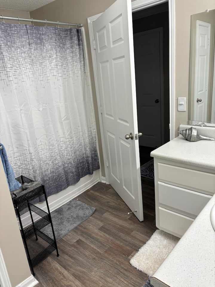 Chill Escape - Clean, Safe, Stay - Canton, GA