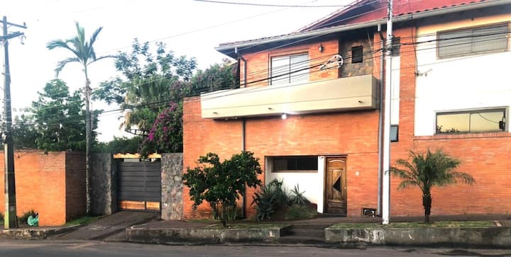 Casa De Lujo Cerca De Asunción - Asunción