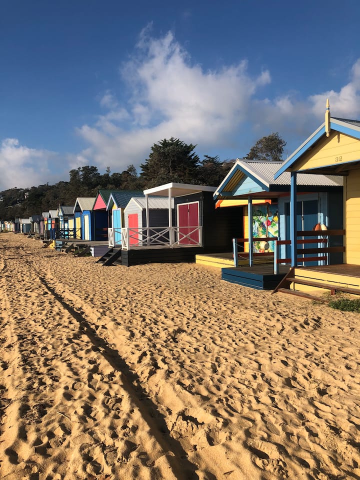Furnished Beach House With Pool - Mornington