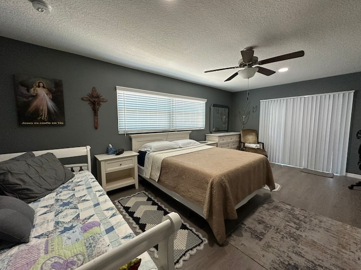 Bedroom Near Universal Studios - 溫德米爾