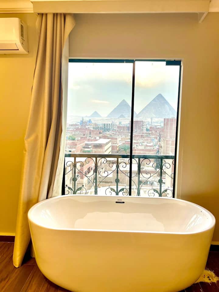 Luxury Apartment Pyramids View - Giza