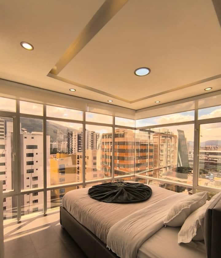 Luxury Penthouse, 3 Bedrooms, Carolina Pool - Quito