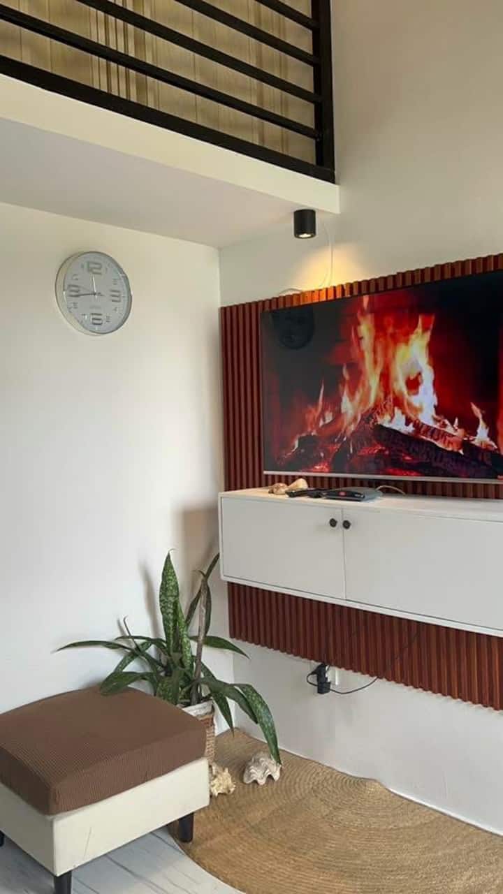 Ainoville– Cozy Loft House With Wi-fi & Netflix - San Pablo City
