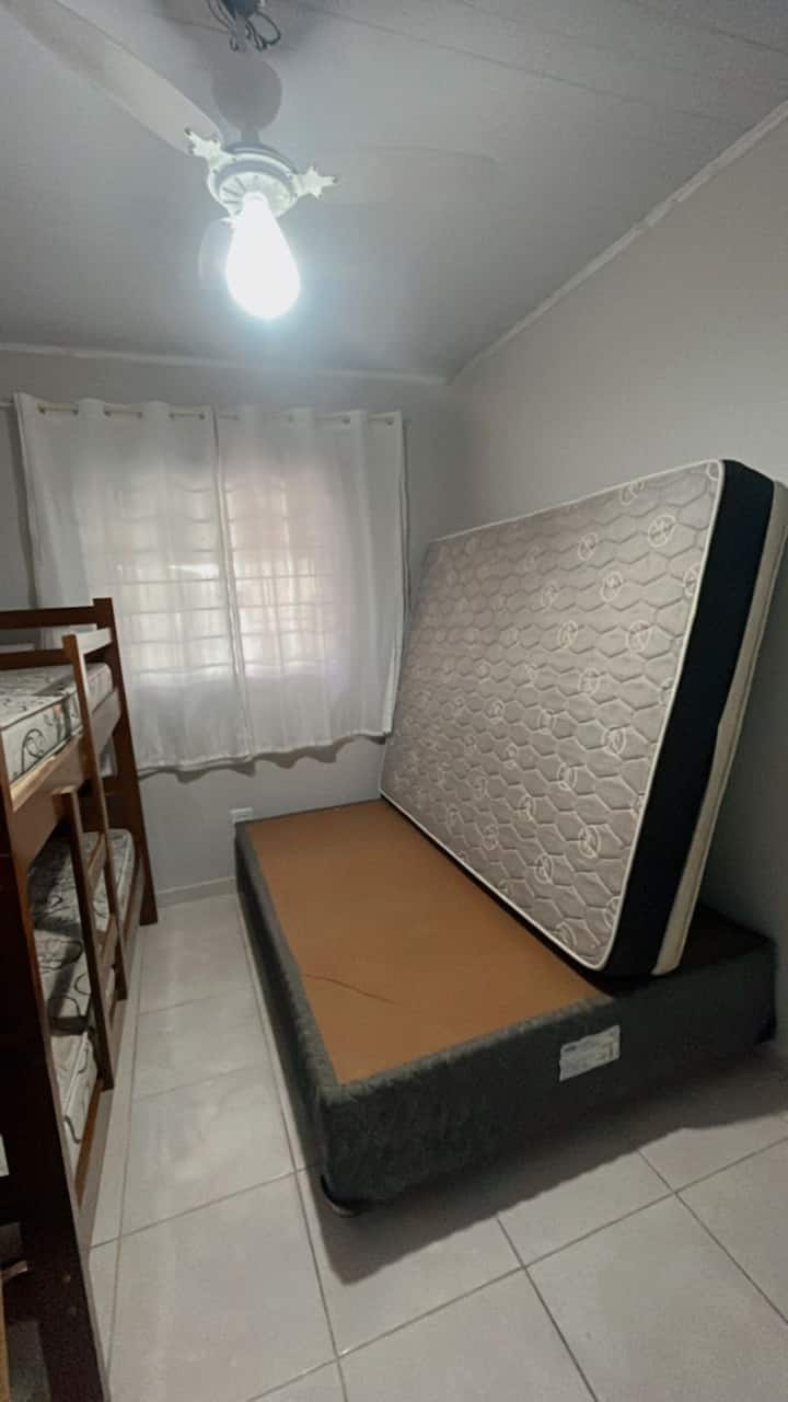 Casa Em Matinhos 10 Min Centro - Matinhos