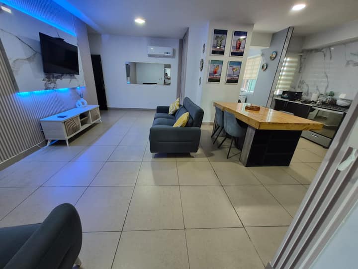 Encantador Alojamiento En San Francisco - Panama City