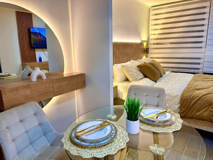 Hermosa Suite, Bed Premium, Parking, Movistar - Santiago
