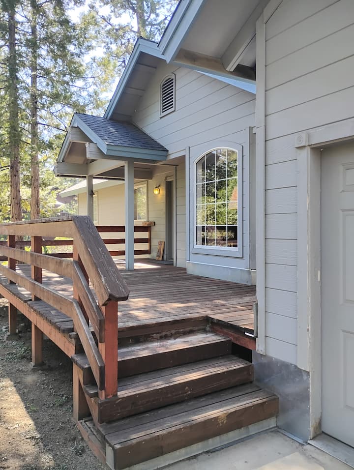 Home Away From Home - Shaver Lake, CA