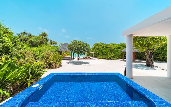Sunset Beach Residence With Private Pool - Maldives