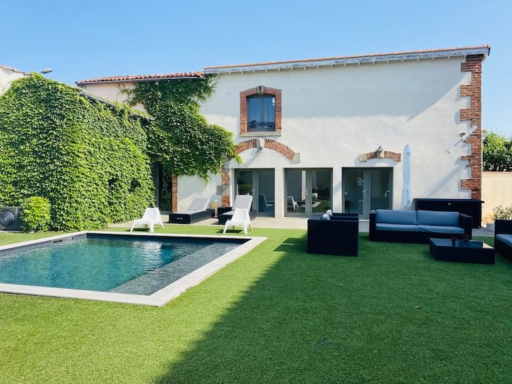 2 Suites Maison De Maîtres - Andrézieux-Bouthéon