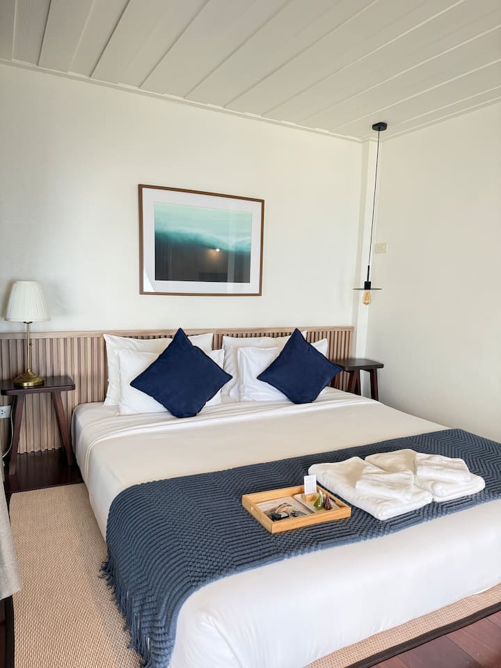 Boon Heritage - The Cottage (Beachfront) - Ko Samui