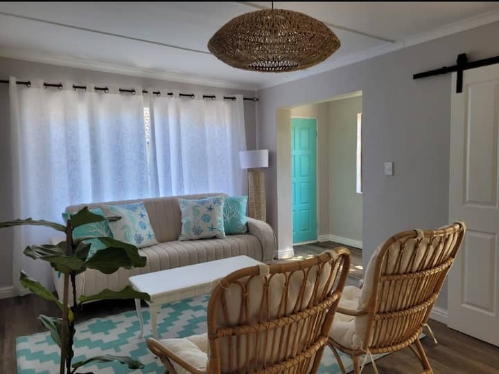 De Kaap's Hollands 4 Sleeper - George