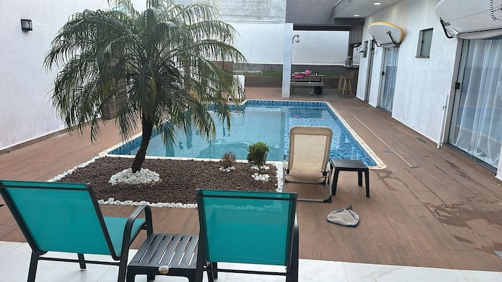 Linda Casa De Vidro Com Cascata  Portaria 24 Horas - Atibaia