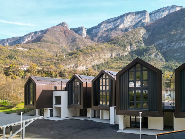 Suite En Bois – Parfum De Bois Et Détente Totale - Luserna