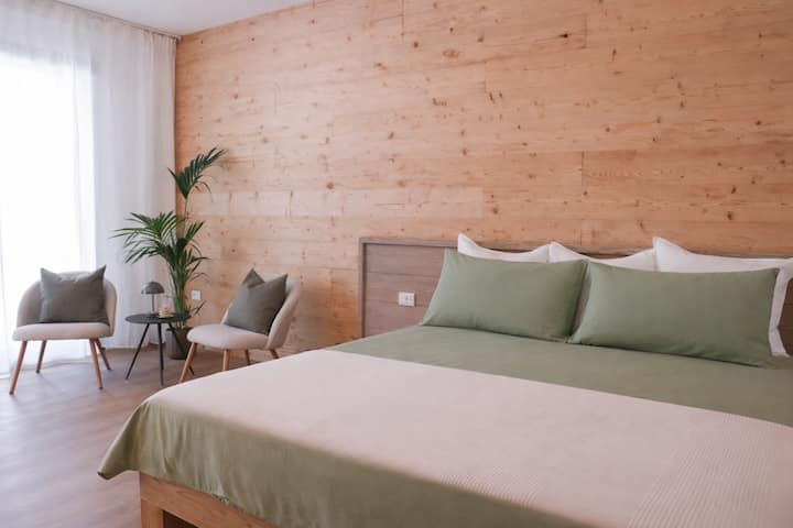 Suite En Bois – Parfum De Bois Et Détente Totale - Roana