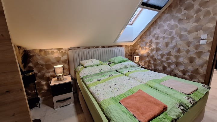 Betti Lux 5 Fős Apartman (Bessenyei Gy U. 3/a) - Hajdúszoboszló