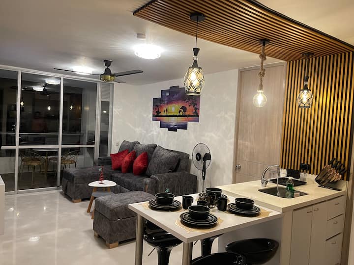 Confort Garantizado: Amplio Apartamento Moderno - Girardot