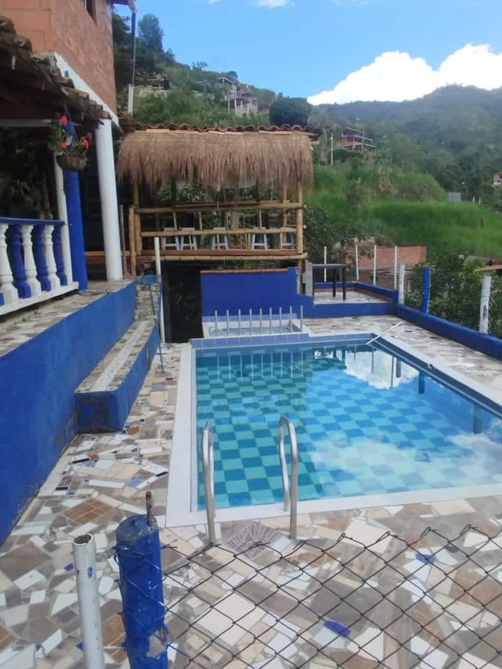 Hospédate Fácil Y Económico - Girardota