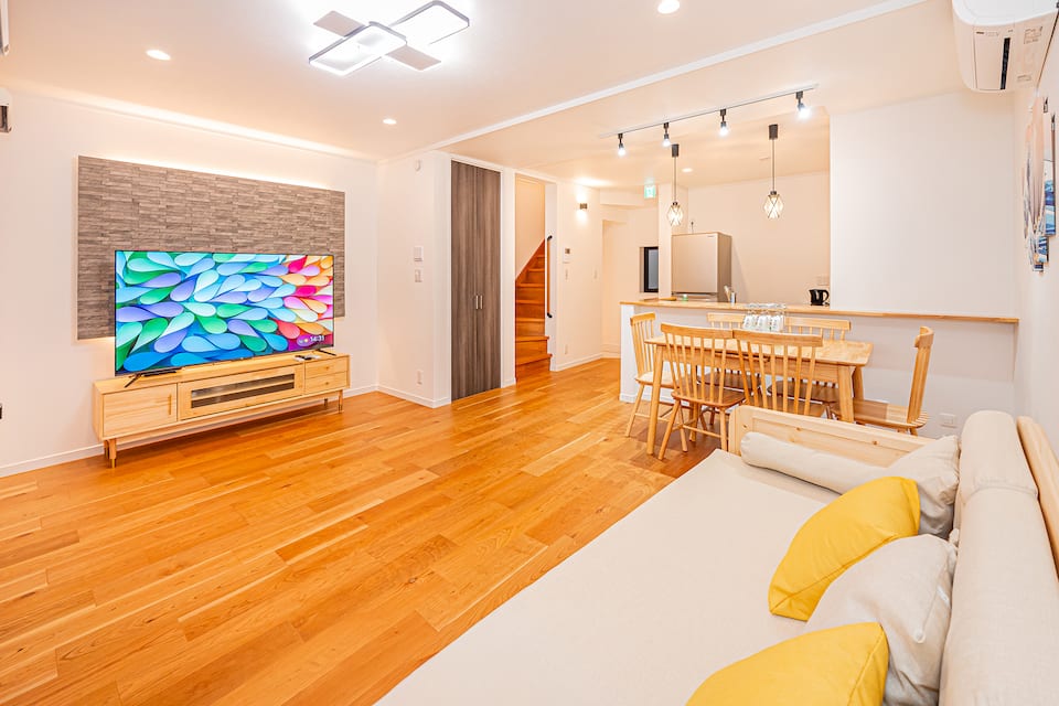 Tokyo Villa Vacation Rentals - Tokyo Prefecture, Japan | Airbnb