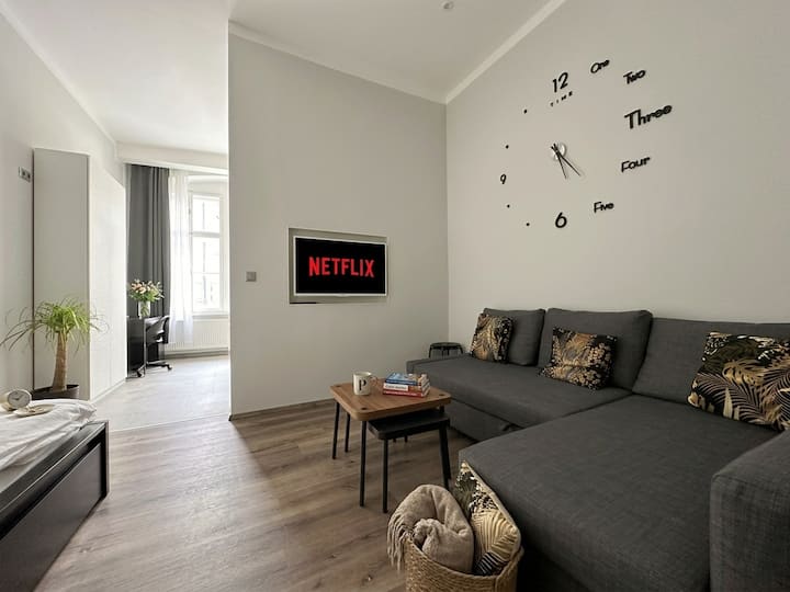 Luxury Loft  5min Wenceslas Sq  Walk Old Town - Praga
