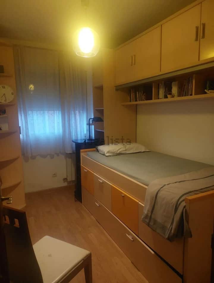 Habitación En Apartamento - Pinto