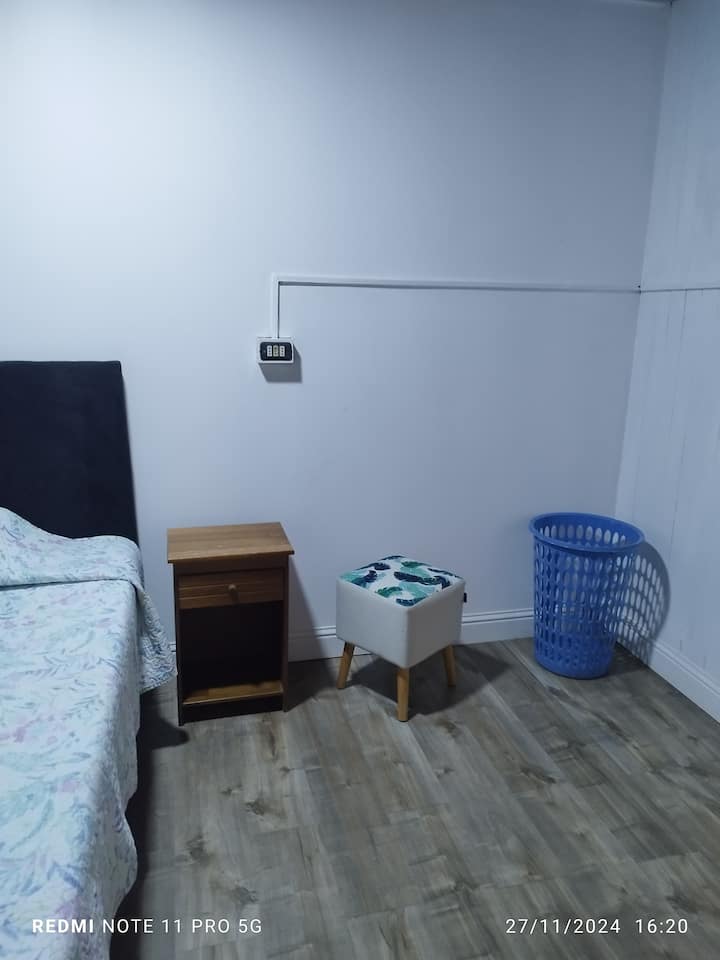 Habitación En Casa Particular - Colina