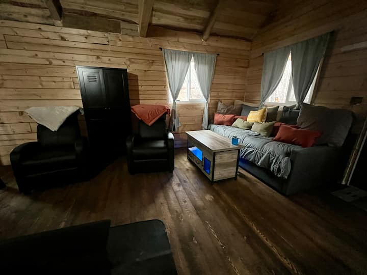 Montana Dry Creek Retreat - Montana