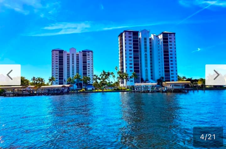 Beach Condo - Fort Myers Beach, FL